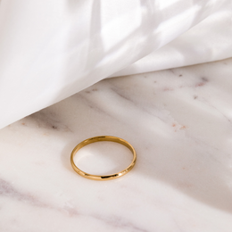 Fine Line Ring Gold – Luamaya